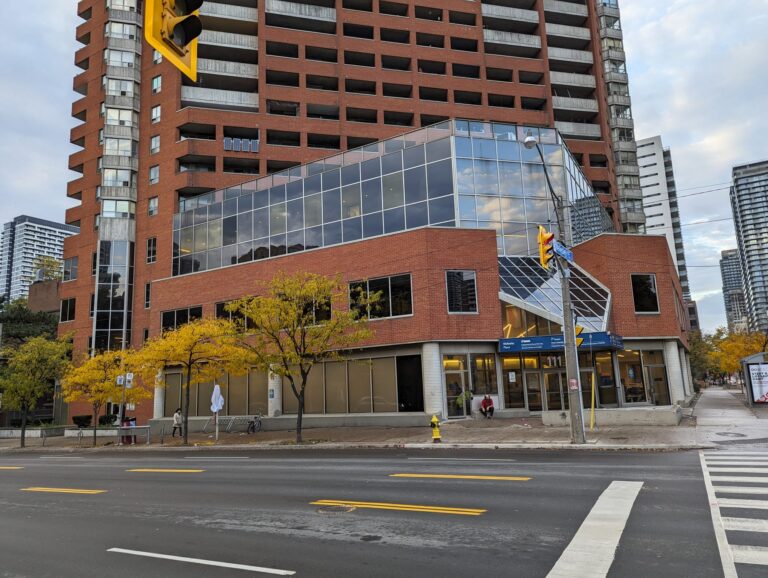 In-Person Programs – Sunshine Centres for Seniors
